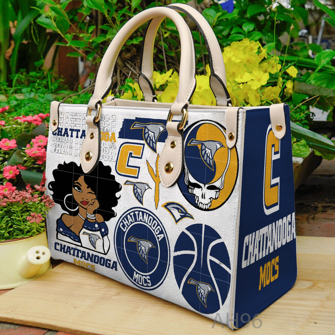 Chattanooga Mocs Leather HandBag AH96 - Hanamango